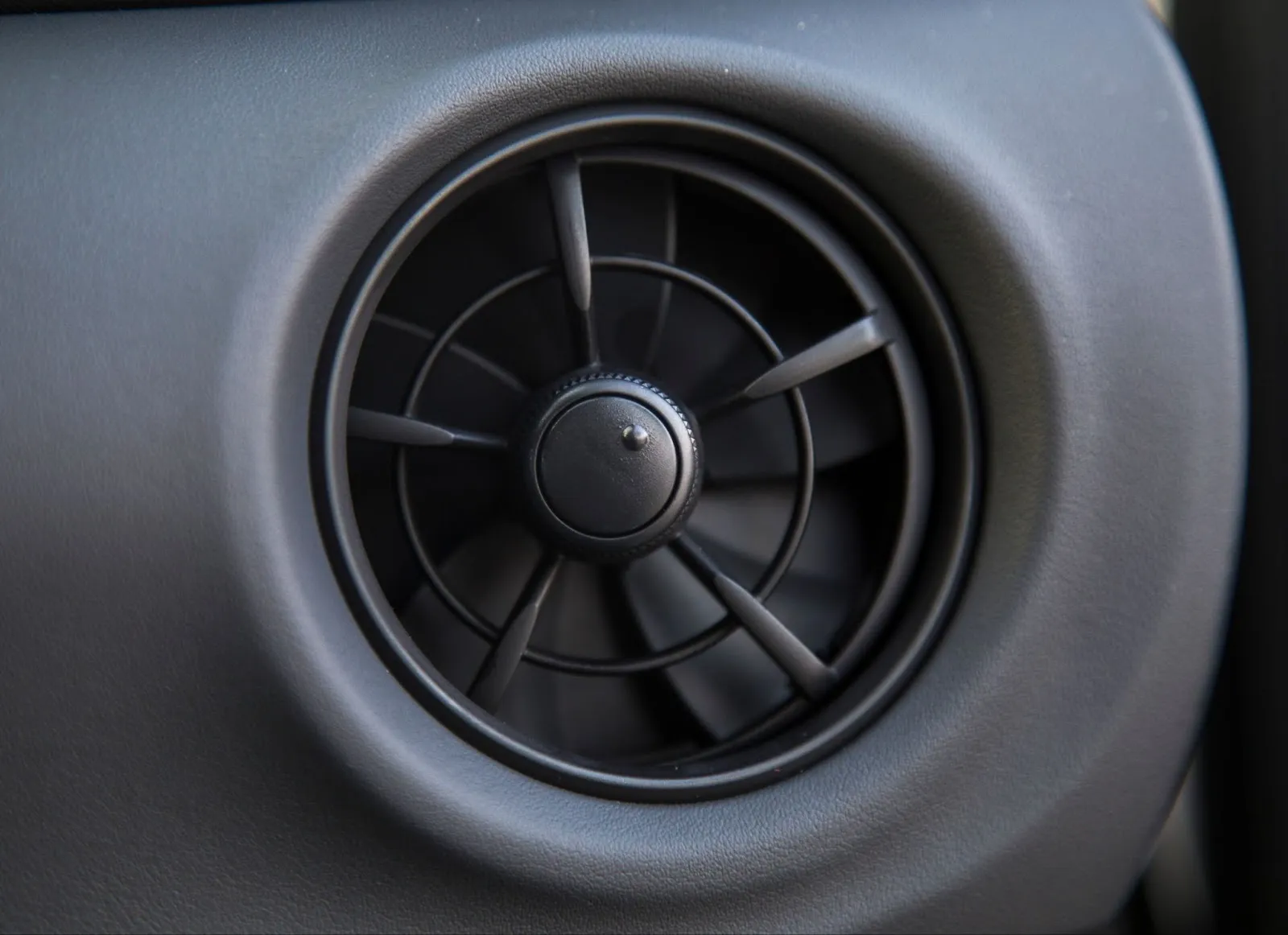 What Is A Blend Door Actuator? | Status Automotive & Collision